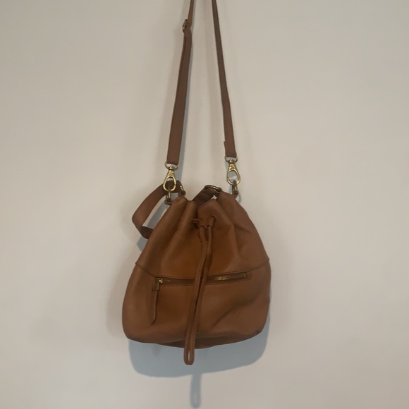 Fossil | Bags | Fossil Tan Leather Bucket Bag | Poshmark